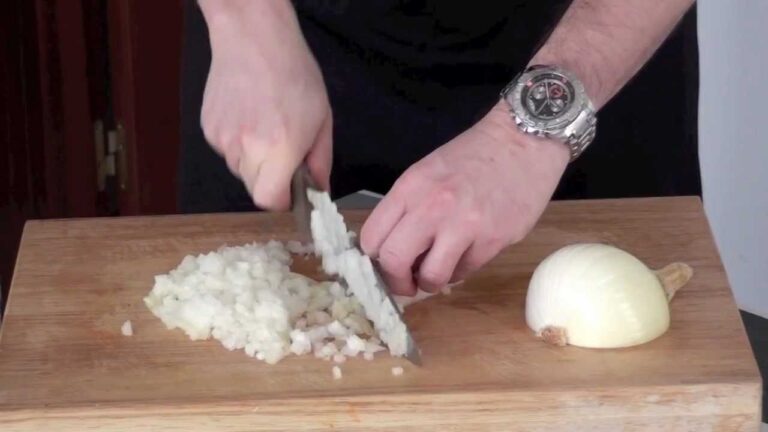 Cómo cortar cebolla de forma eficiente | Actualizado agosto 2025